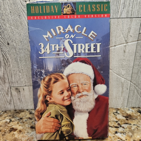 20th Century Studios | Media | Miracle On 34th Street Vhs Exclusive Color Version 947 Classic ...